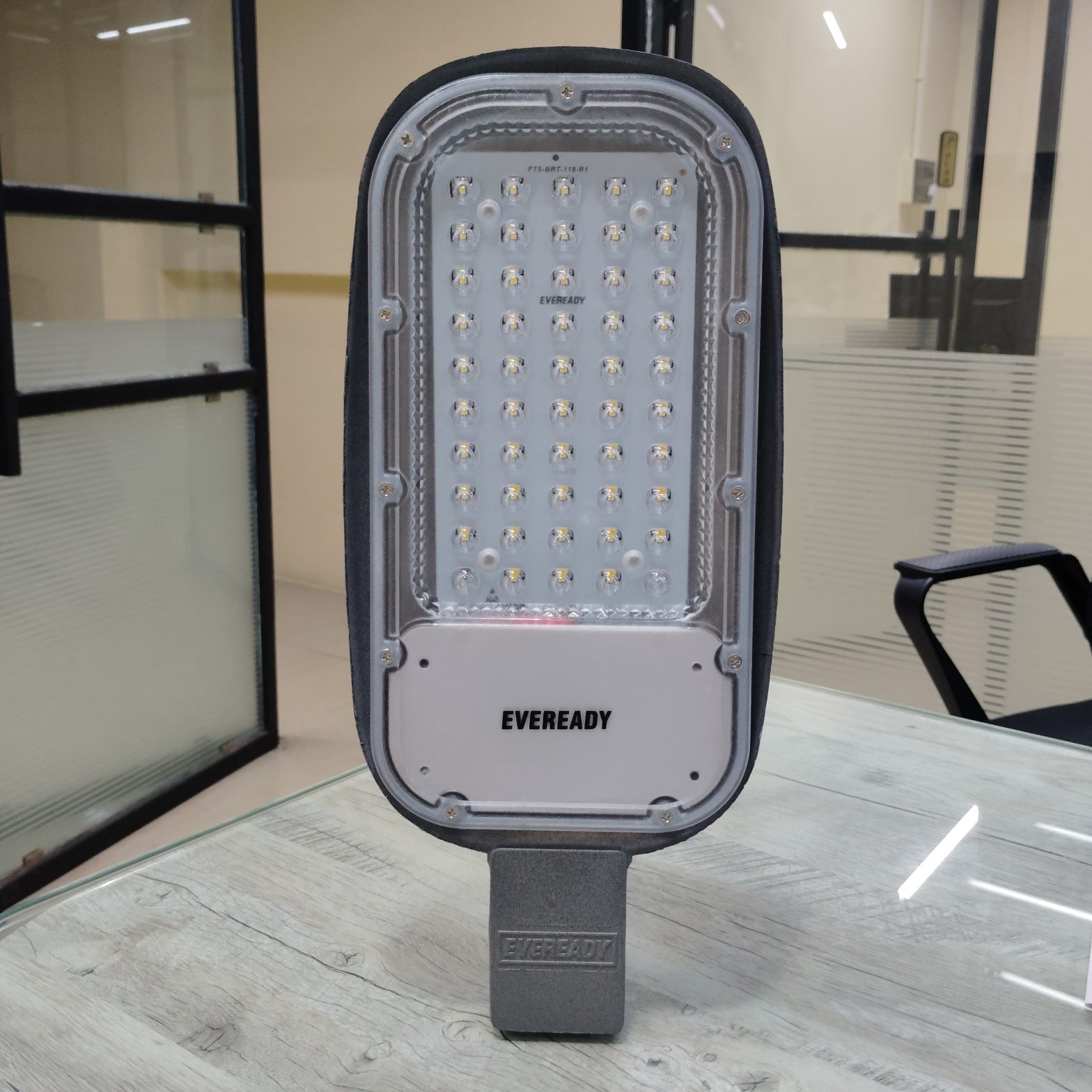 Eveready 45W Sensor Street Light LEDSLSE045I5-PC